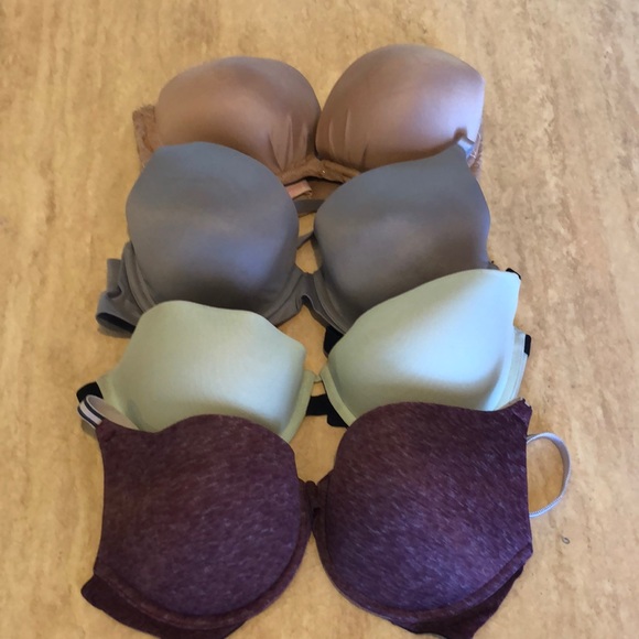 Intimates & Sleepwear | A Bundle Of 4 Bras Two From Pink One From Aerie ...